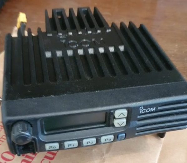 Radio VHF ICOM | Ares Colombia